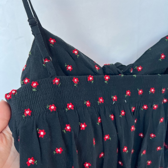 Brandy Melville | Tops | Cute Brandy Floral Tank | Poshmark